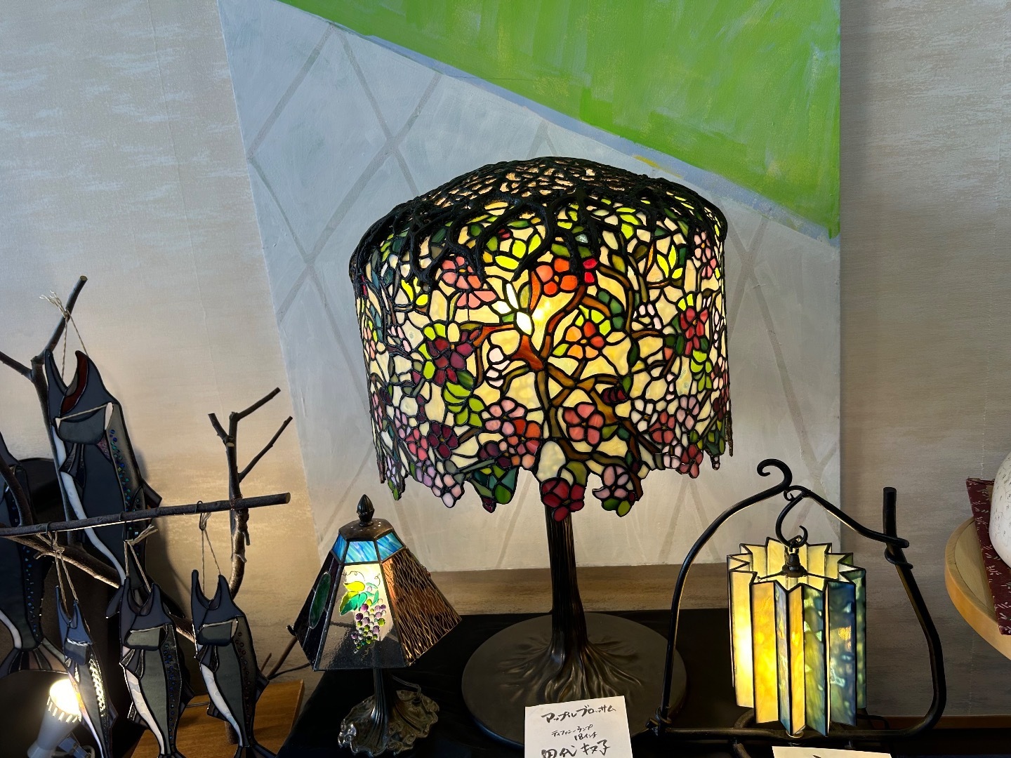 友人のステンドグラス作品展に、、、: 主婦が作るステンドグラスの世界