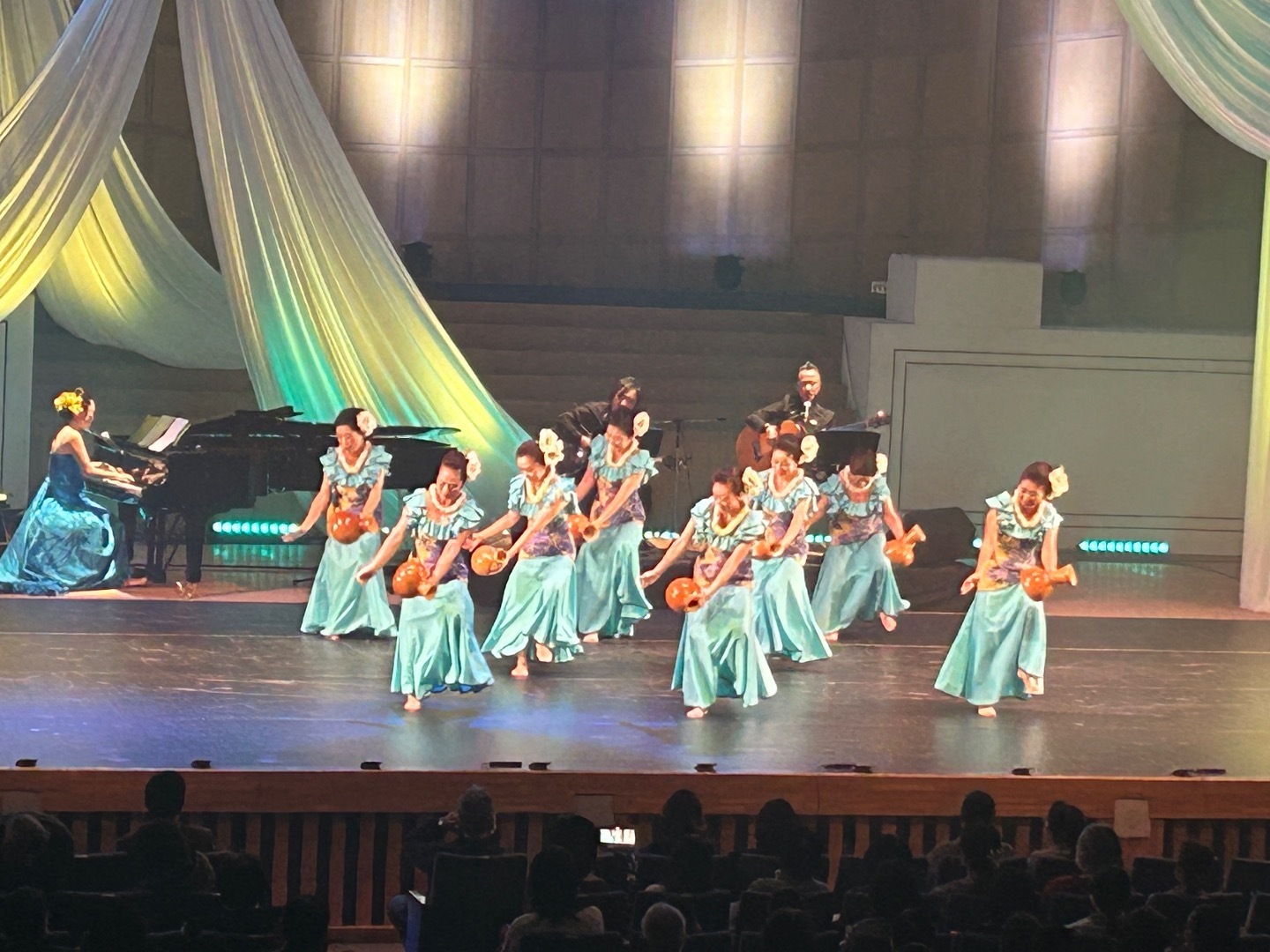 Ho’ l KE 2023: 主婦が作るステンドグラスの世界